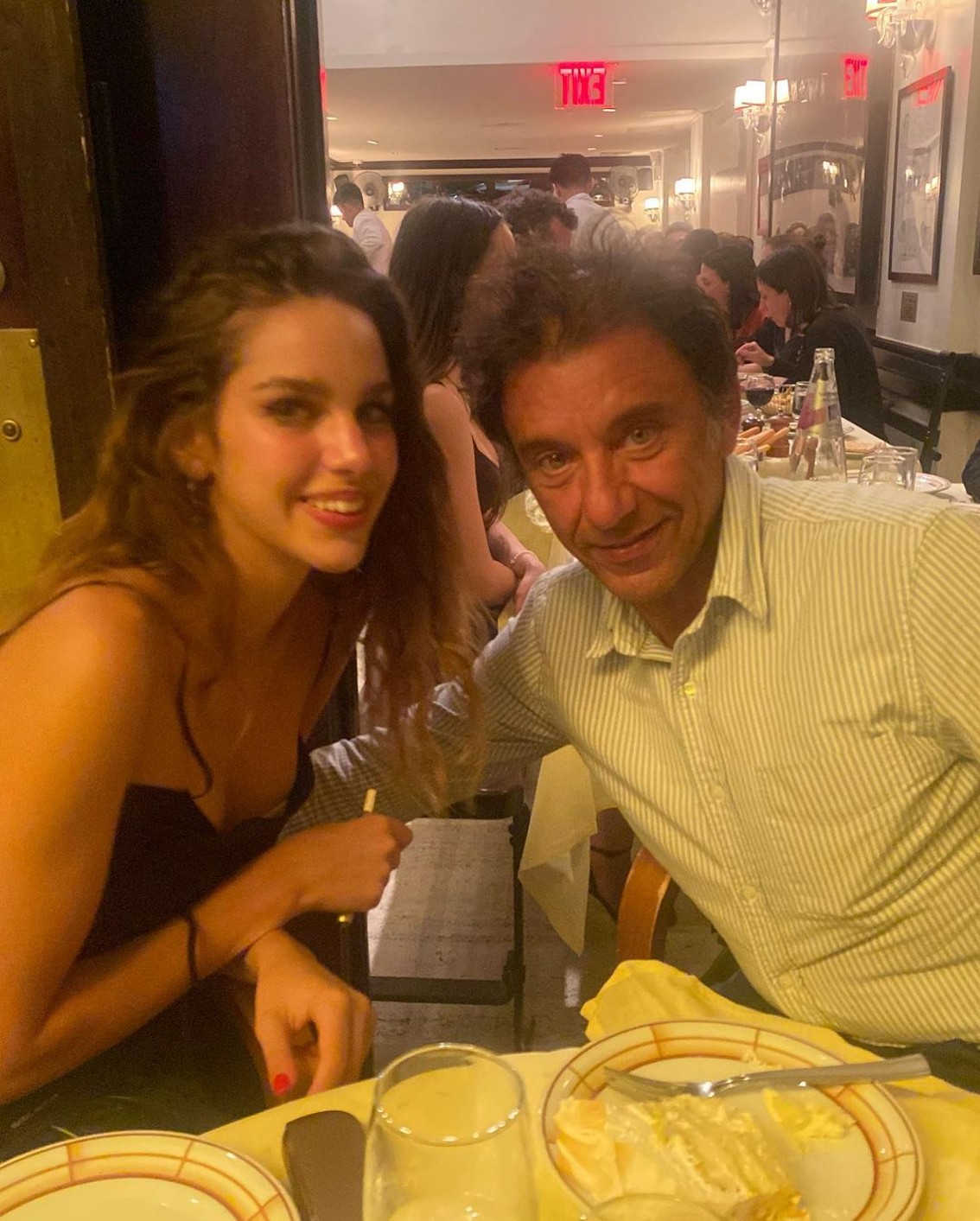 Claudia Gerini accompagna la figlia a New York insieme all'ex marito ...