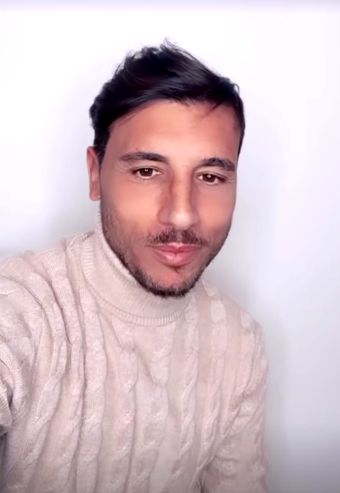 L'ex marito di Guendalina Tavassi torna sul social dopo il carcere ...