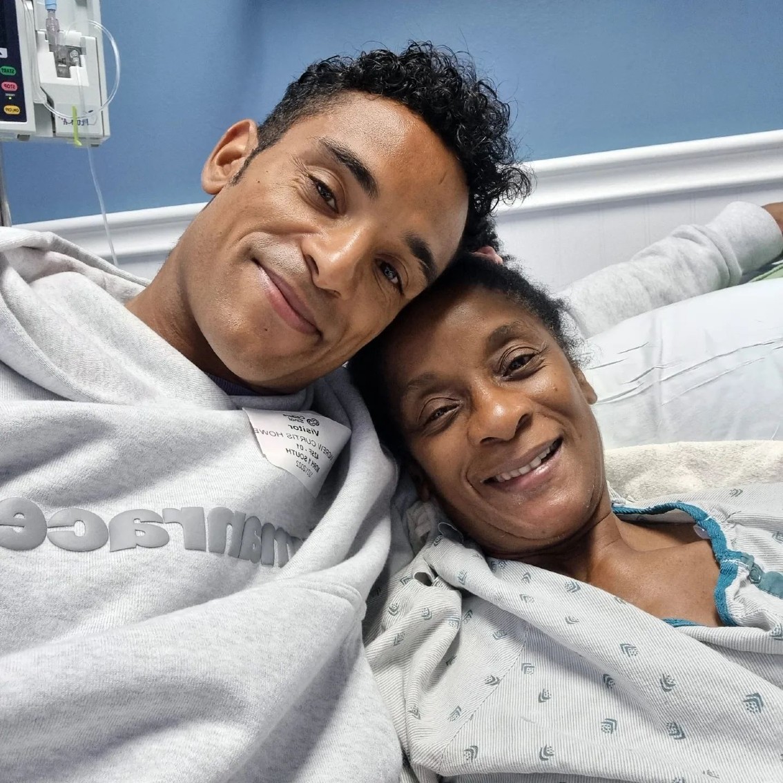 Andrew Howe esulta di felicità, la madre esce dalla clinica dopo mesi ...