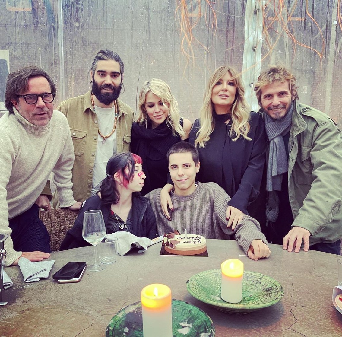 Il figlio di Selvaggia Lucarelli compie 18 anni: festa con tutta la ...