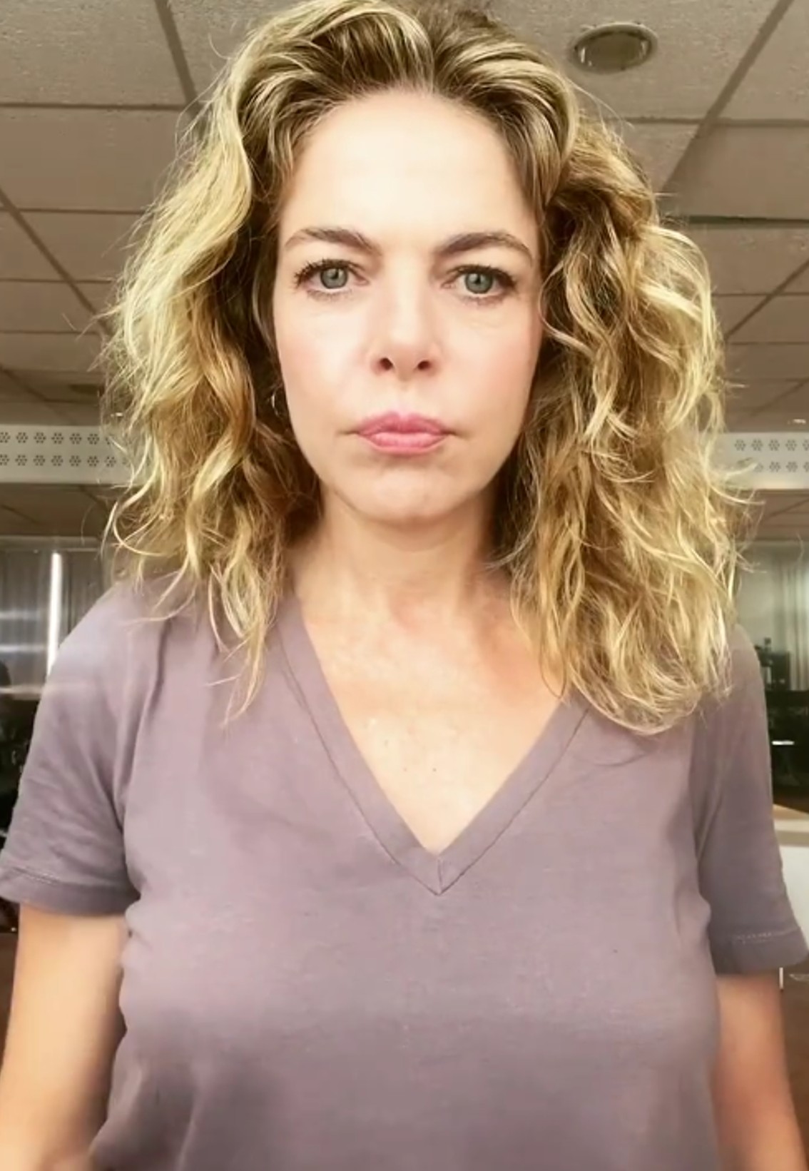 ''Sono messa male in amore, forse dovrei andare a Parigi o Berlino ...