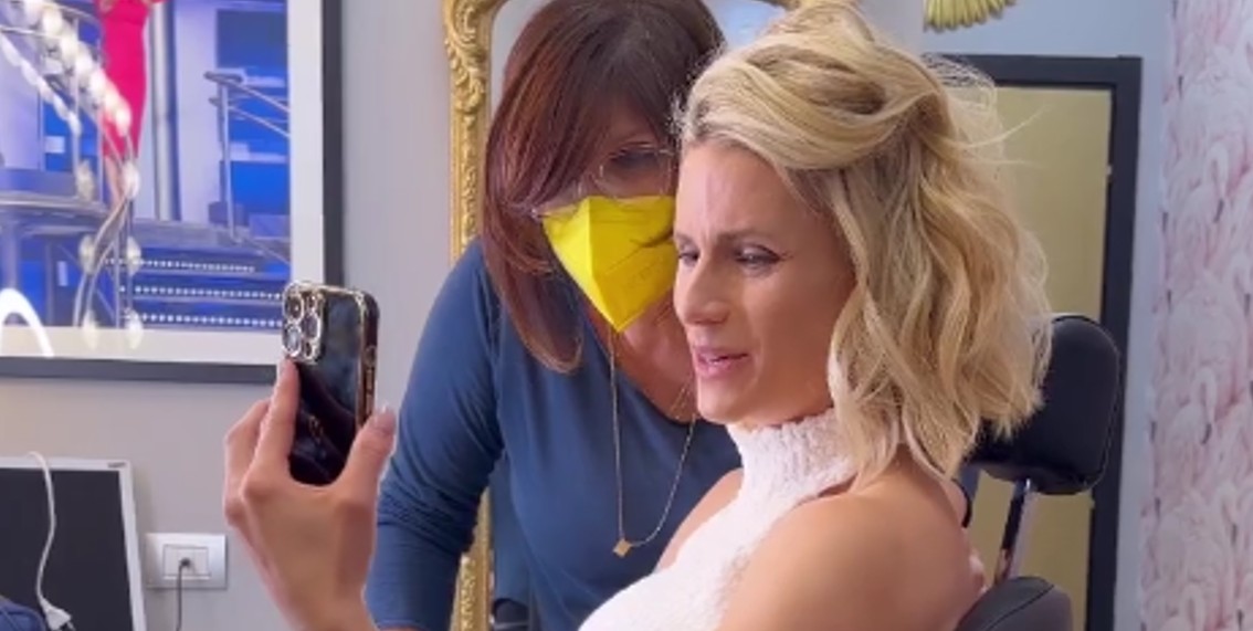 Michelle Hunziker videochiama il nipotino prima di Striscia la Notizia ...