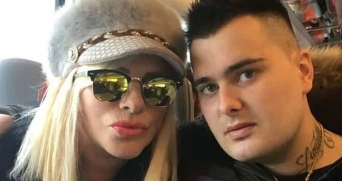 Ilona Staller minacciata con un taser dal figlio Ludwig: convalidato l ...