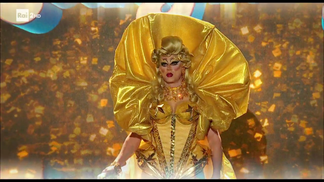 Rocco Siffredi irriconoscibile in versione Drag Queen in tv: guarda ...