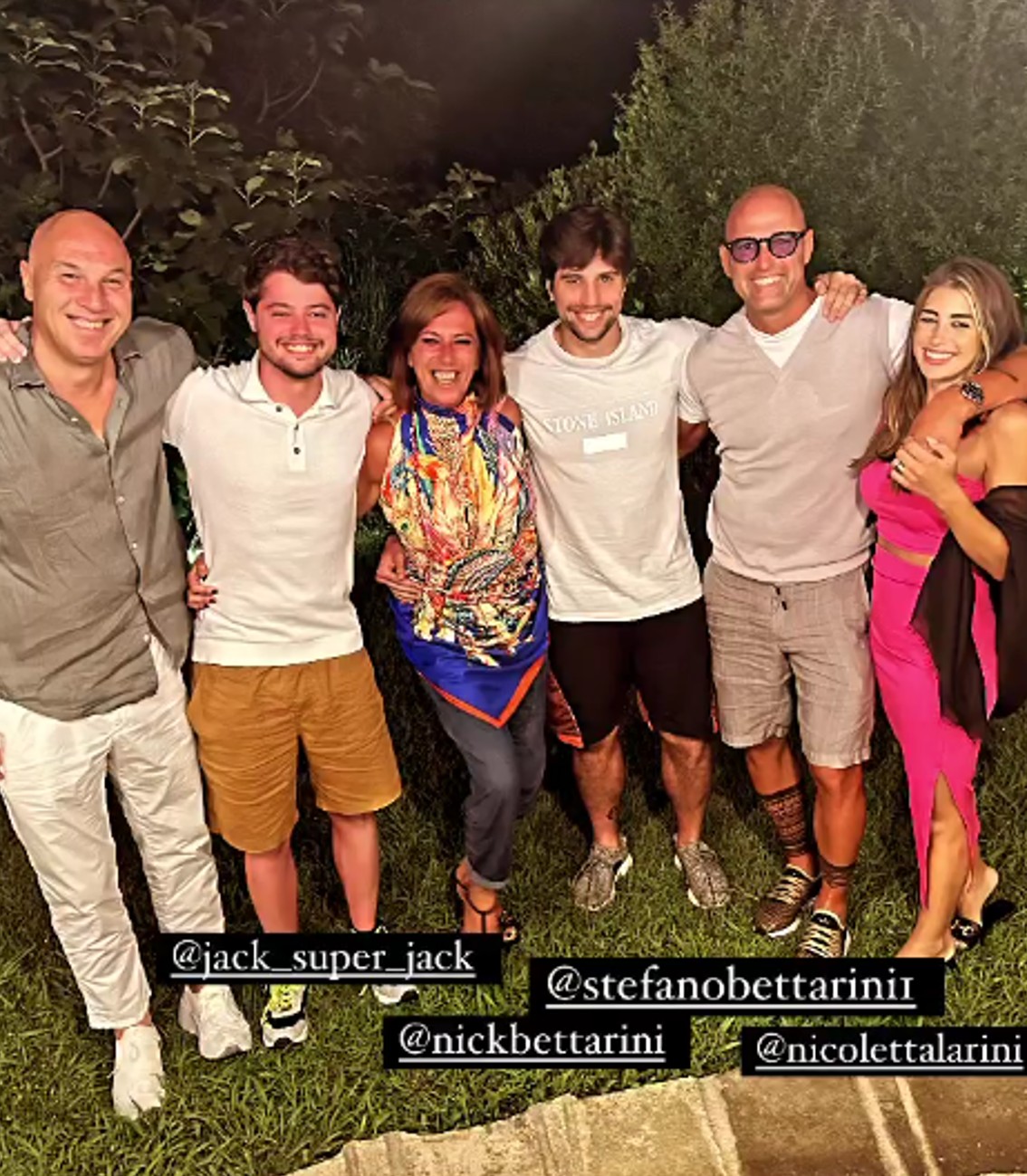 I figli di Simona Ventura e Stefano Bettarini mostrano i fisici ...