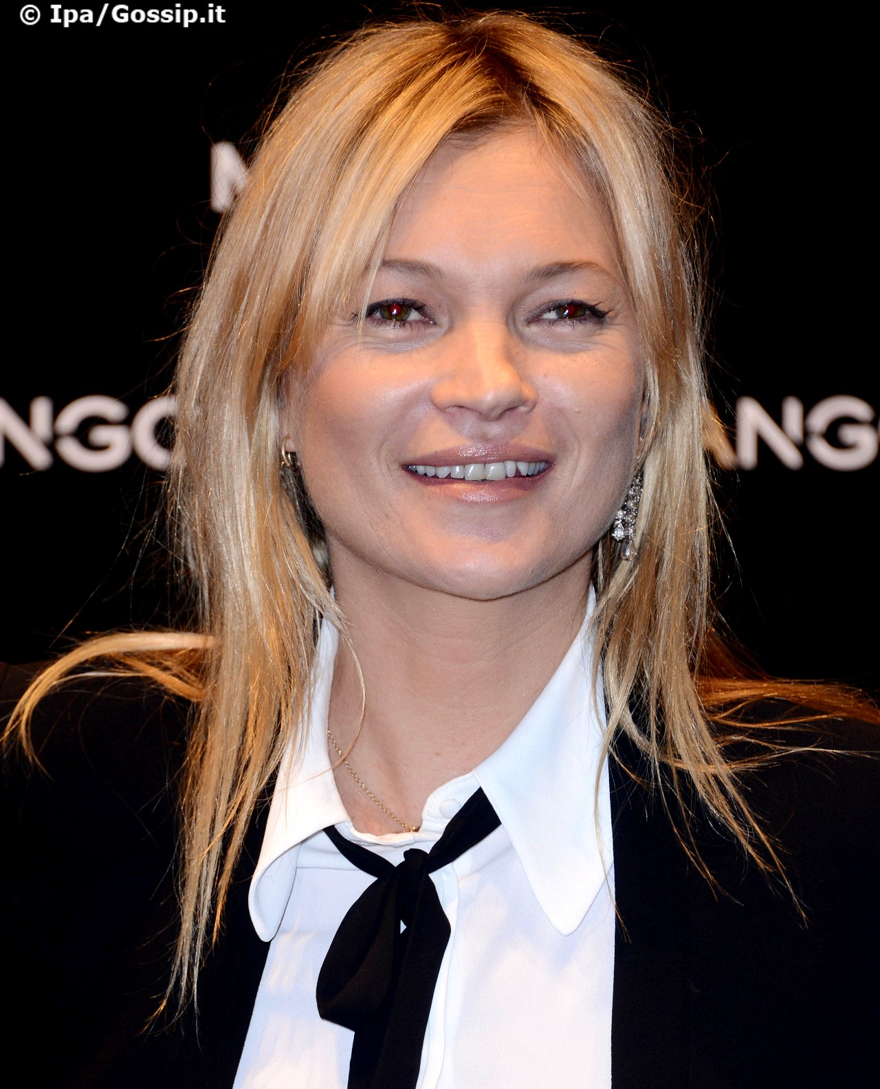 A quasi 50 anni Kate Moss inizia a mostrare i segni del tempo: lo ...