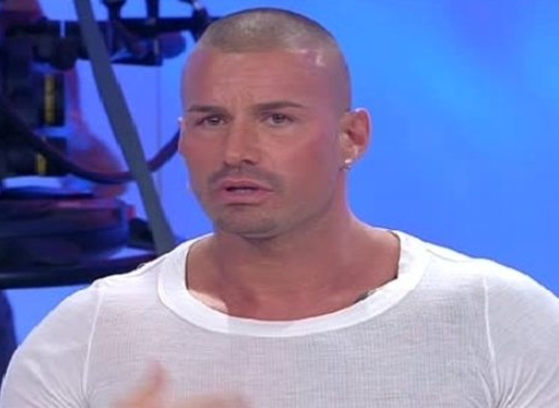 ''Mi è stata diagnosticata una patologia'': l’ex tronista Jack Vanore ...