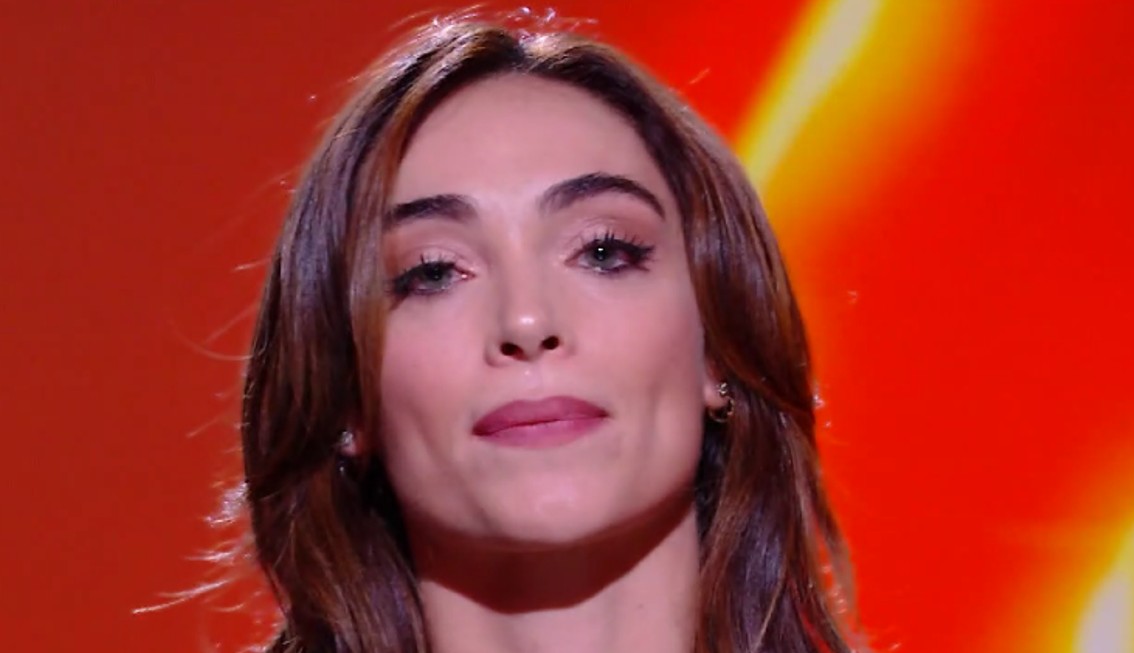 ''Mio padre è sparito quando avevo 5 anni'': Lorella Boccia in lacrime ...