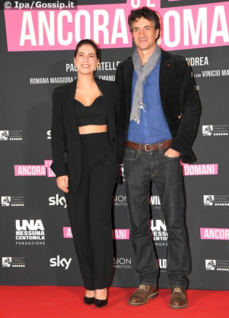 L'attrice Maria Chiara Giannetta, 31 anni, parla dell'amore con il 51enne Davide Marengo ...