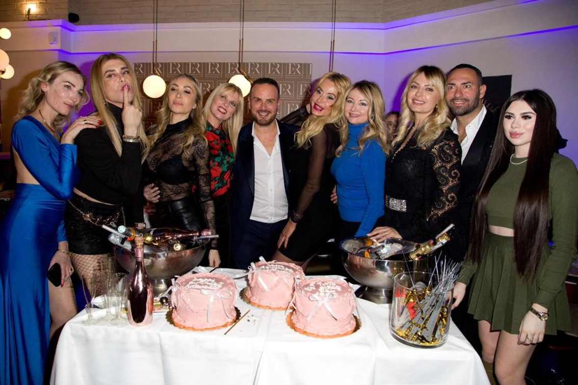 Dall'Arcuri a Laura Freddi, passando per Mosetti e Marini: vip in festa ...