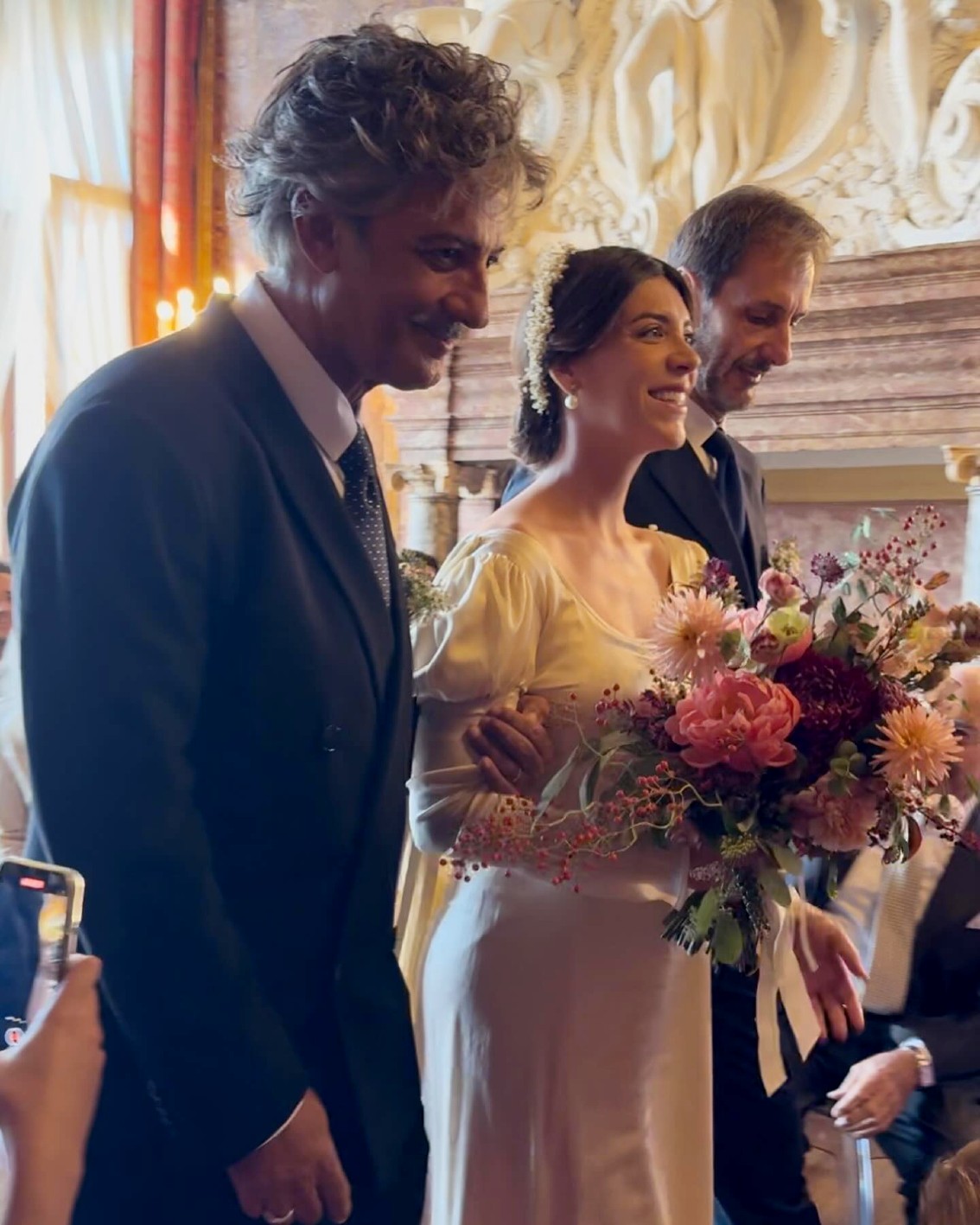 Le foto del matrimonio della 'figliastra' di Fiorello: il giorno ...