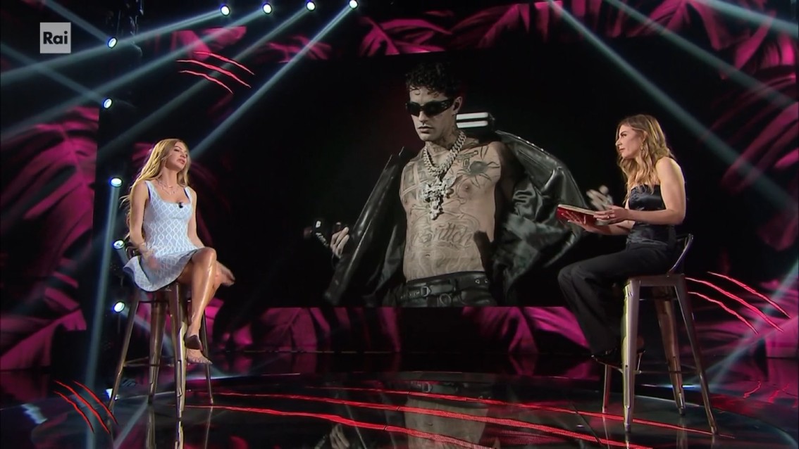 Taylor Mega graffia l'ex Tony Effe e Giulia De Lellis: ''Contenta che ...