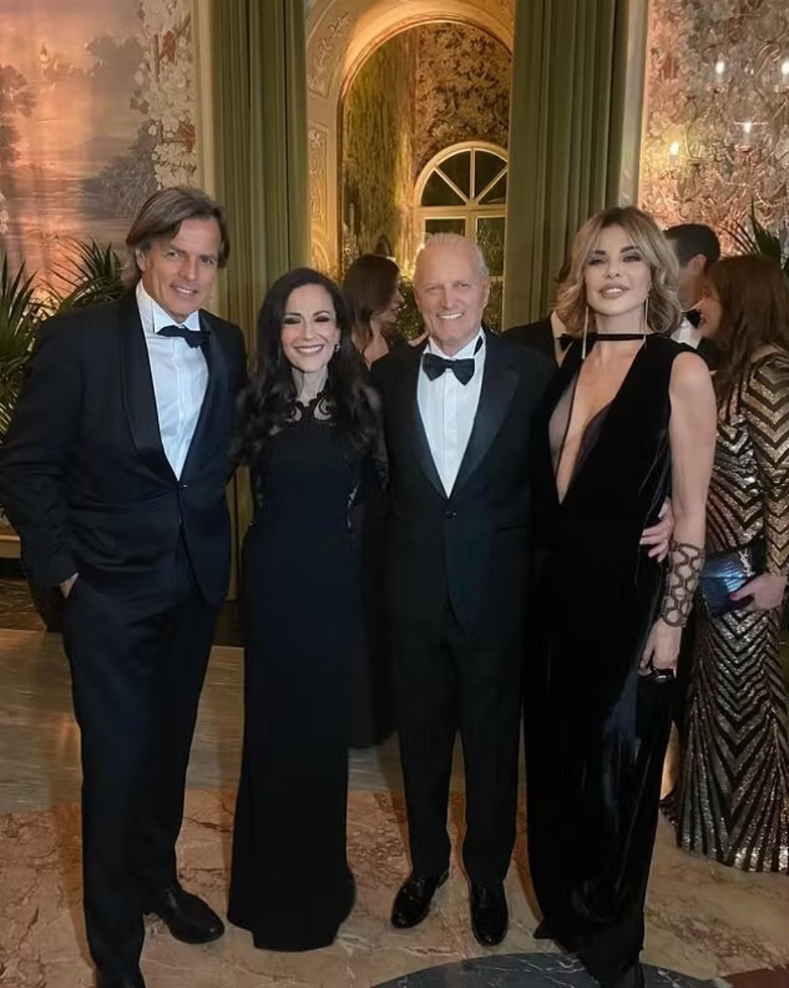Le foto della festa super vip per gli 80 anni di Santo Versace a Roma ...