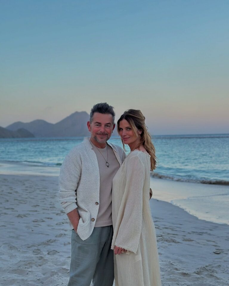 Le foto del viaggio in Oman di Daniele Bossari con Filippa Lagerback e ...