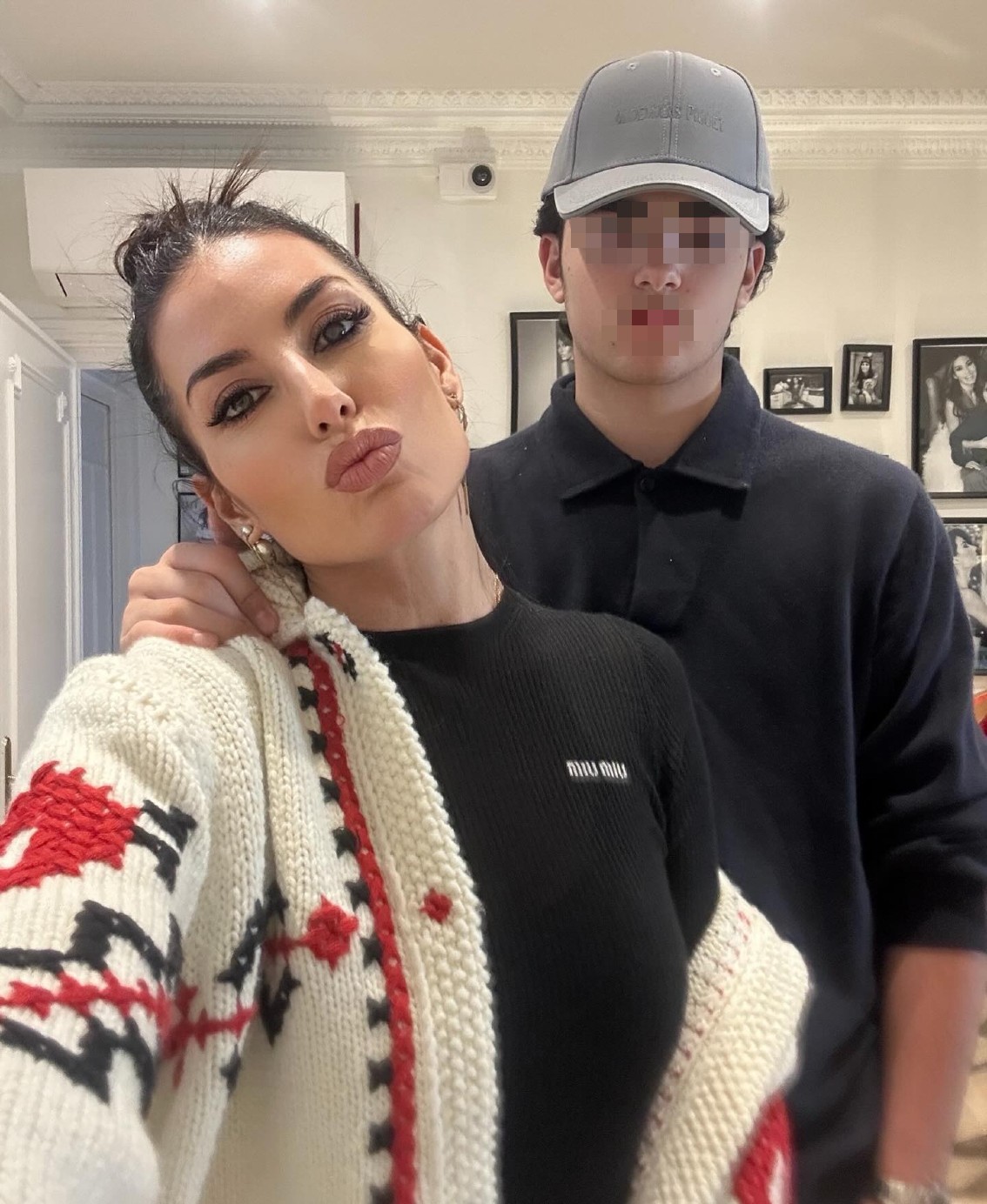 Elisabetta Gregoraci al settimo cielo per il ritorno a casa del figlio ...