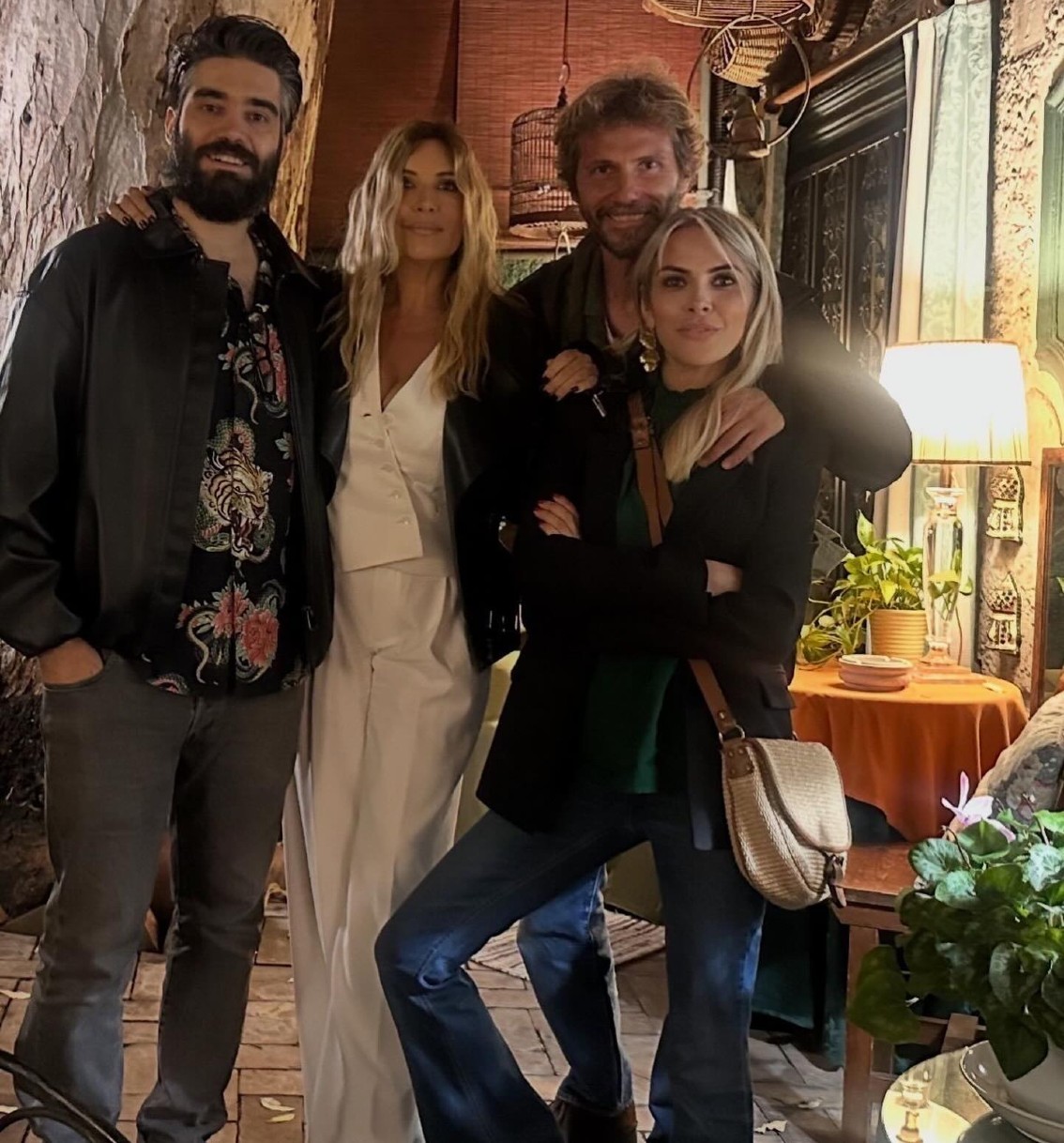 Selvaggia Lucarelli e il futuro sposo Lorenzo a cena con l'ex marito di ...