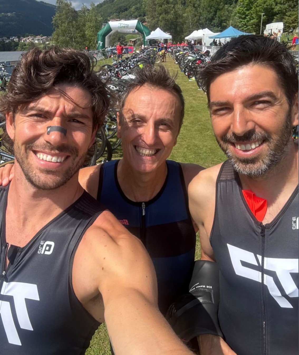 Ignazio Moser e il fratello Carlo, che somiglianza! Insieme alla gara ...