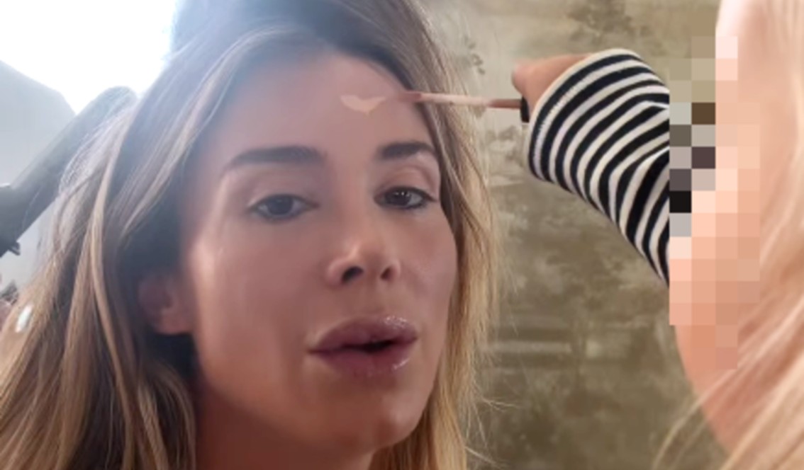 Diletta Leotta si fa truccare dalla figlia Aria - Gossip.it | News sul Gossip e VIP