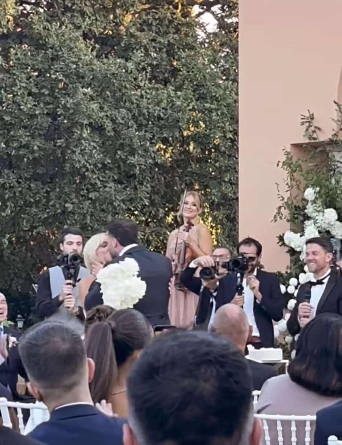 Le foto delle nozze romantiche di Veronica Peparini e Andreas Muller a ...