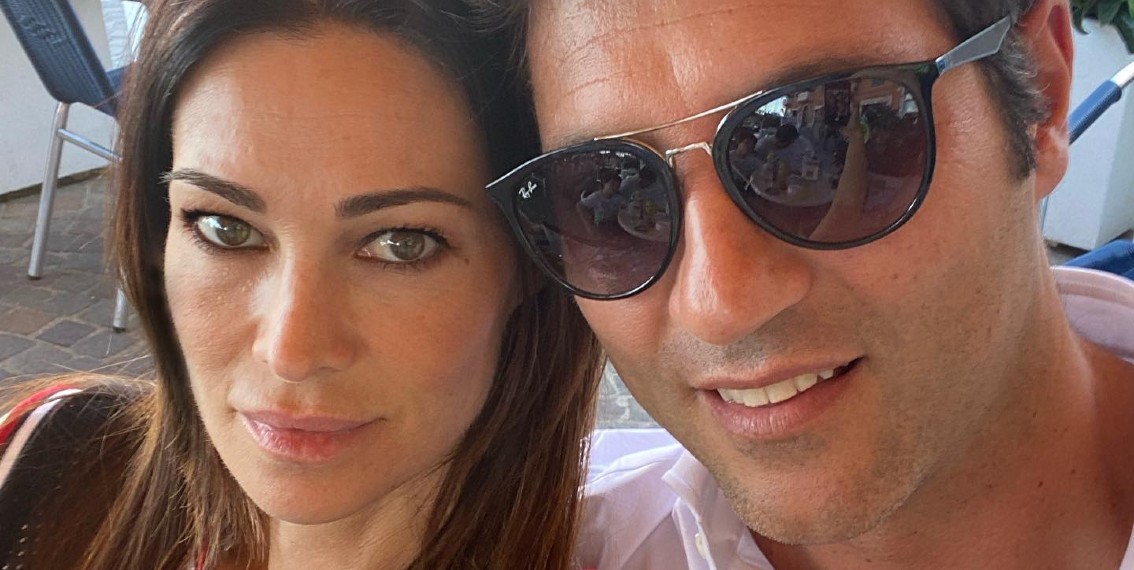 "Chi ti ama non ti usa, non ti ferisce e non ti tradisce": Manuela ...