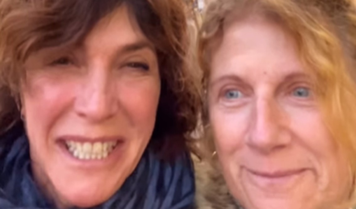 Maria Amelia Monti e Angela Finocchiario fanno shopping insieme ...