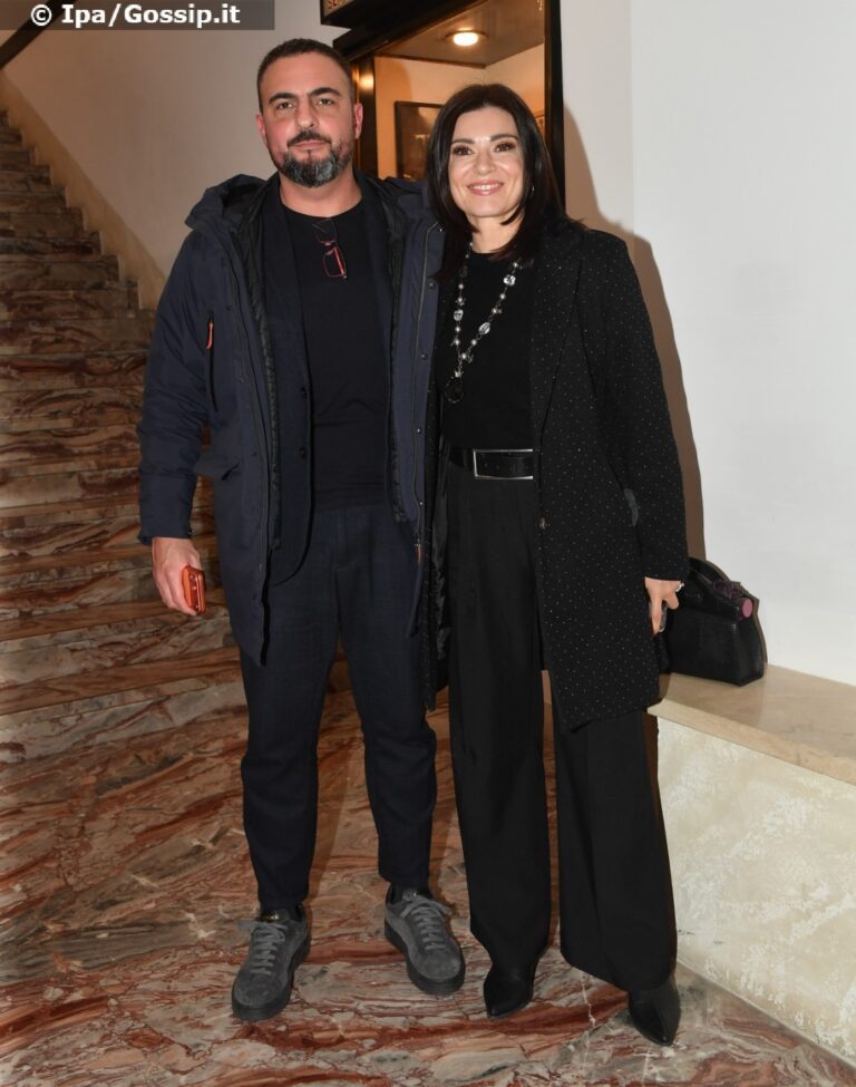 Roberta Lanfranchi alla prima a Roma col marito Emanuele Del Greco ...